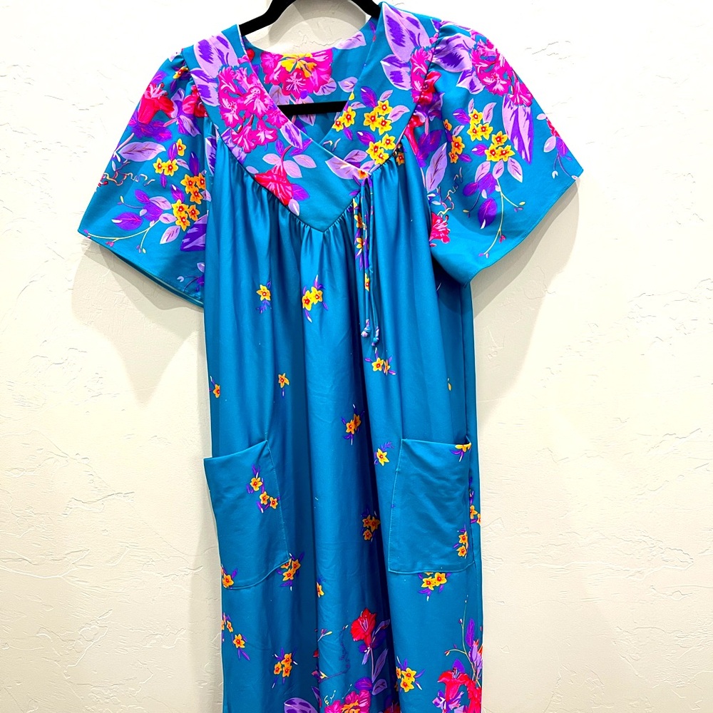 Vintage Muumuu Nightgown Granny Blue Floral Hippie Lo… - Gem